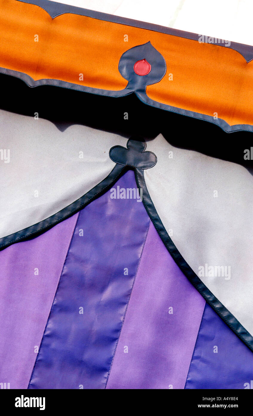Colourful middle eastern cloth hi-res stock photography and images - Alamy