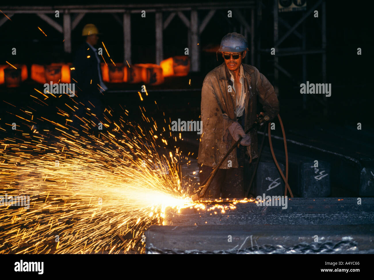 Chinese steel mill hi-res stock photography and images - Alamy