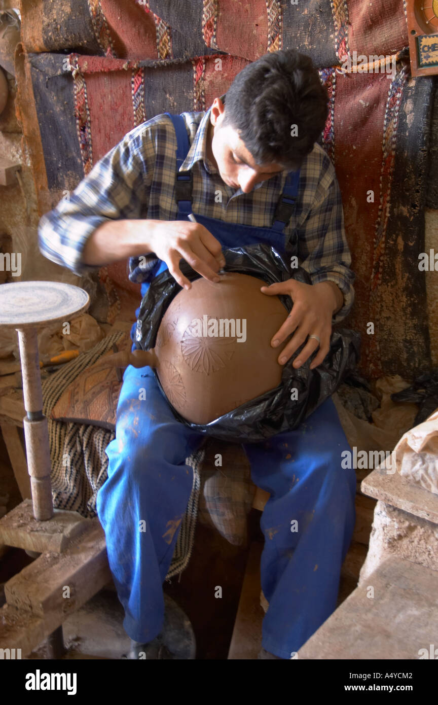 Turkish Potter Crafting Pot in Avanos, Turkey Stock Photo - Alamy