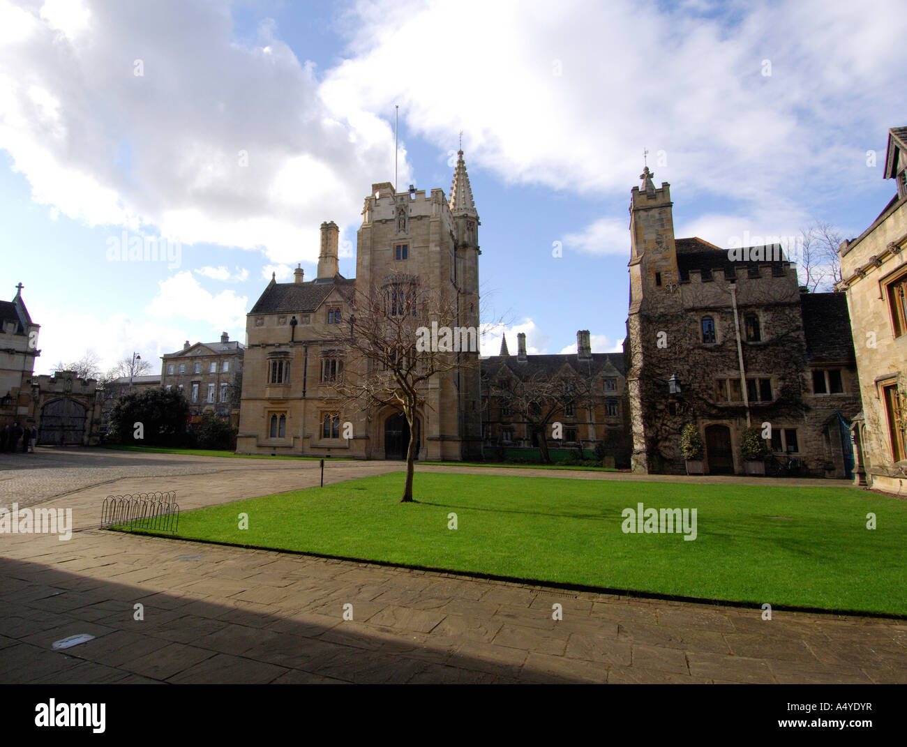 Magdalen College St Swithun's Quad and Grammar Hall Stock Photo - Alamy