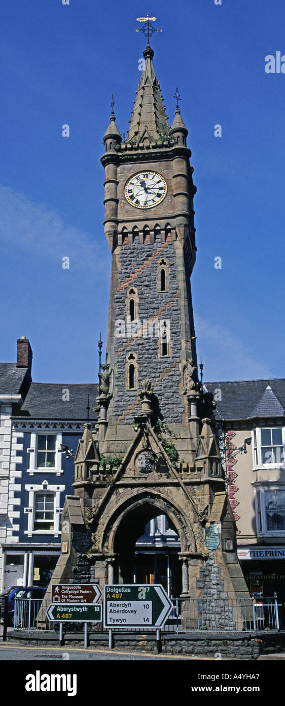Clock tower machynlleth, wales hi-res stock photography and images - Alamy