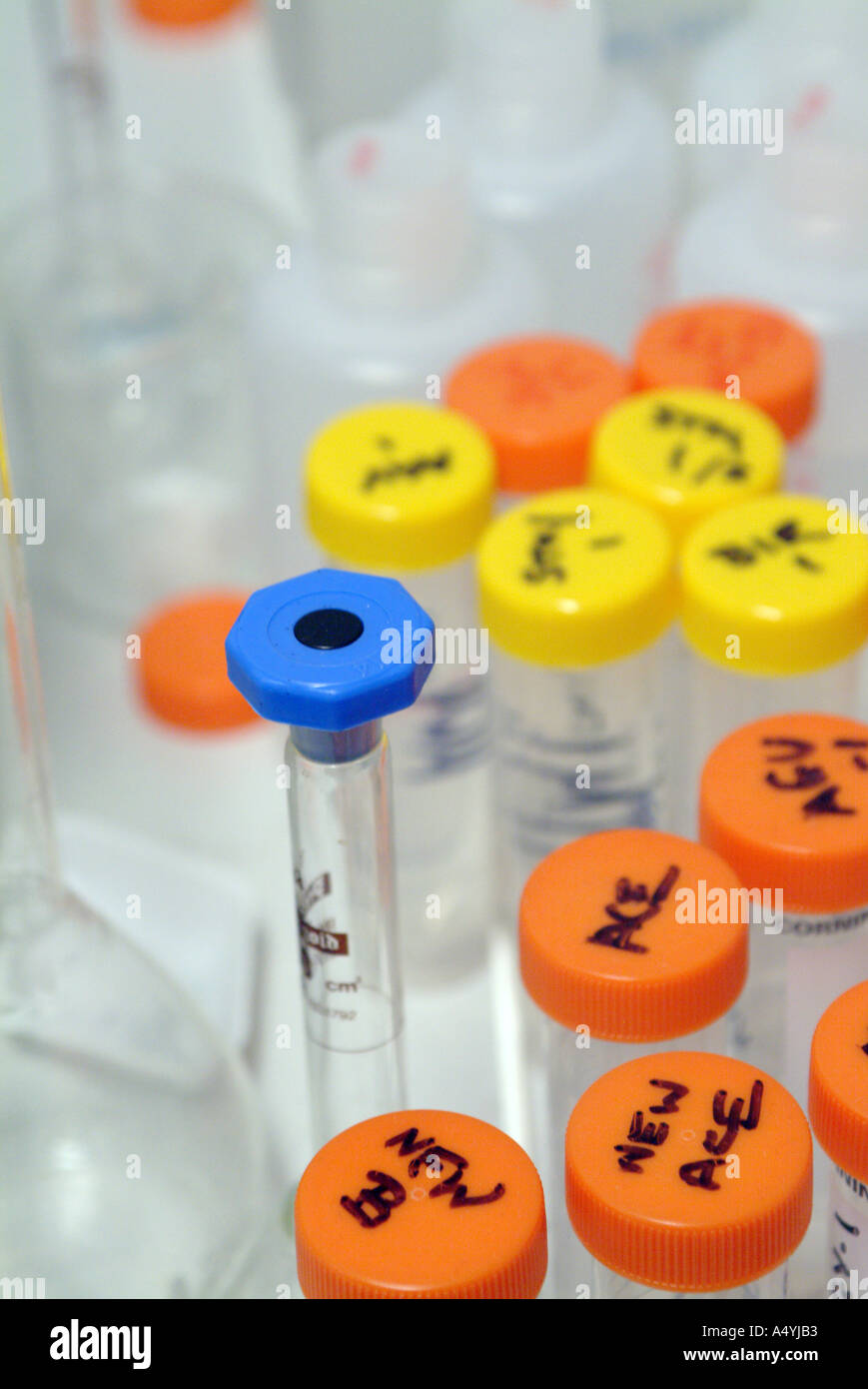 Scientific equipment on a workbench Stock Photo - Alamy