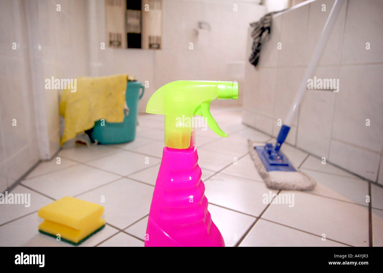 Clean washrooms hi-res stock photography and images - Alamy