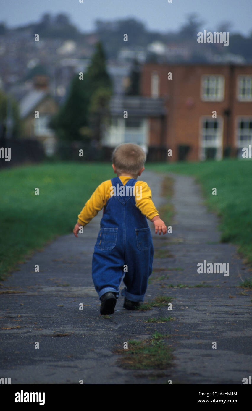 back view of toddler running away Stock Photo - Alamy