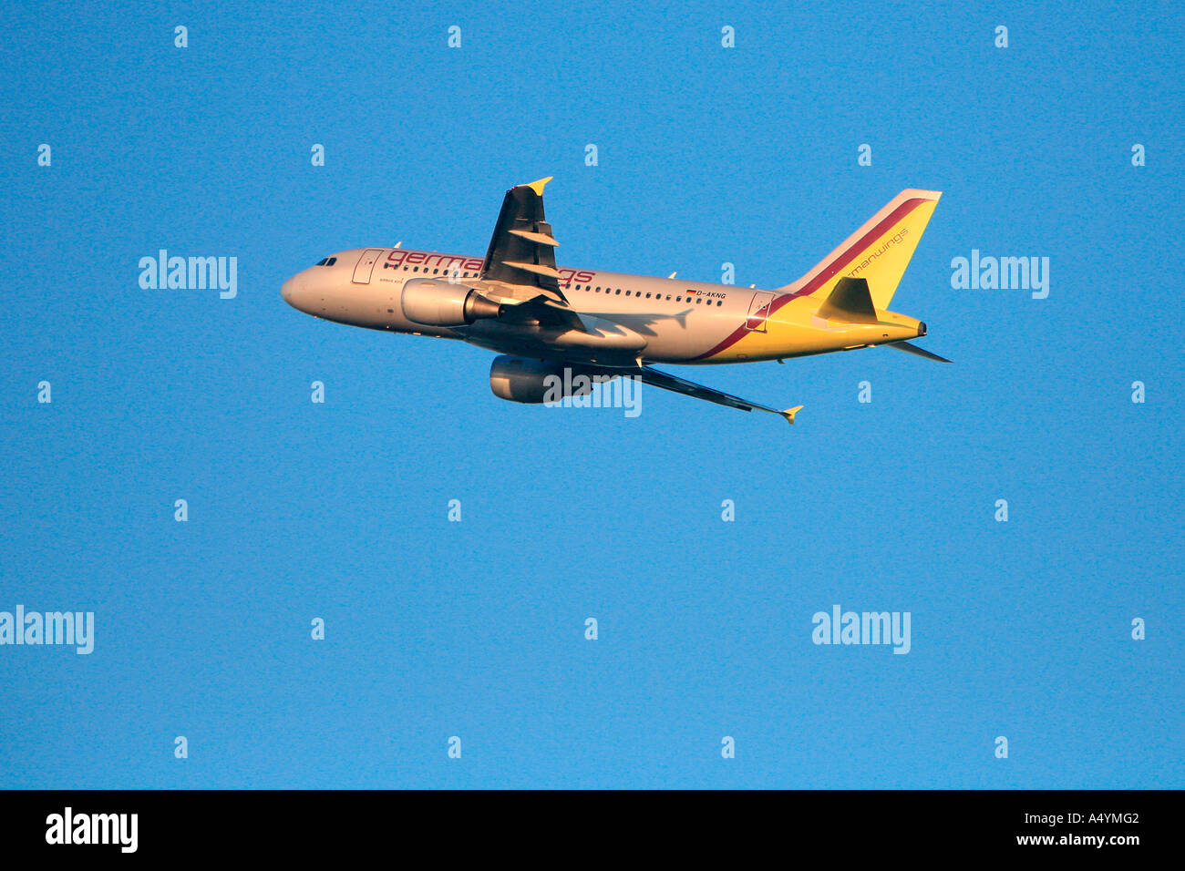 Airplane Airbus A319 Stock Photo - Alamy