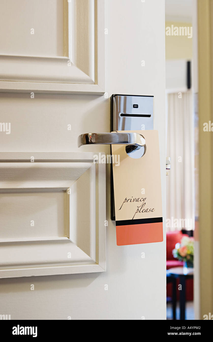 Hotel room door hi-res stock photography and images - Alamy