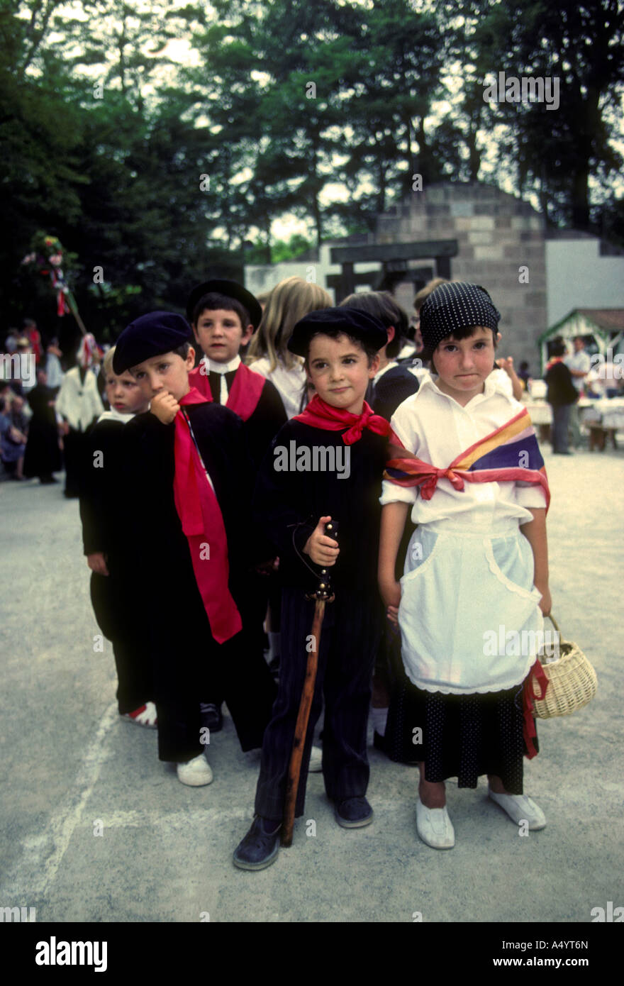 French Basque children, boys and girls, children, Noce Basque, French ...