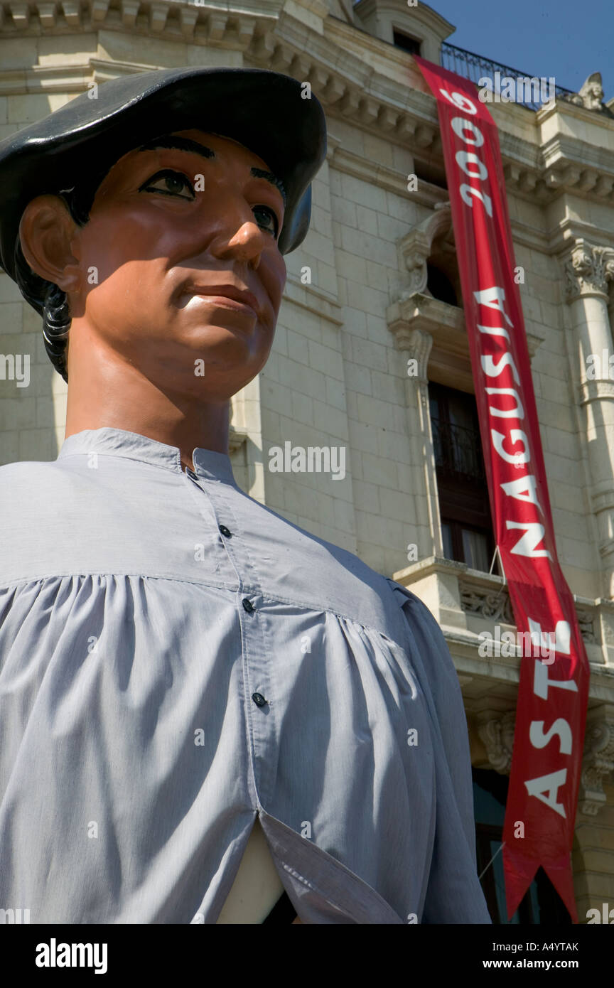 Gigante (giant) during parade, Aste Nagusia fiesta, Plaza Arriaga ...