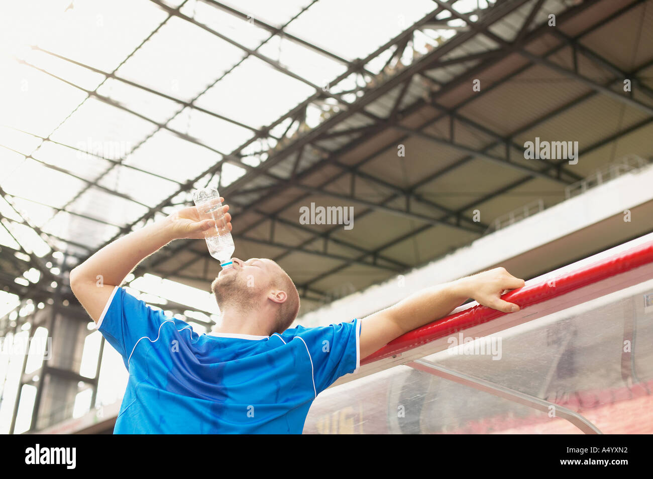 Soccer player drinking drink hi-res stock photography and images - Alamy