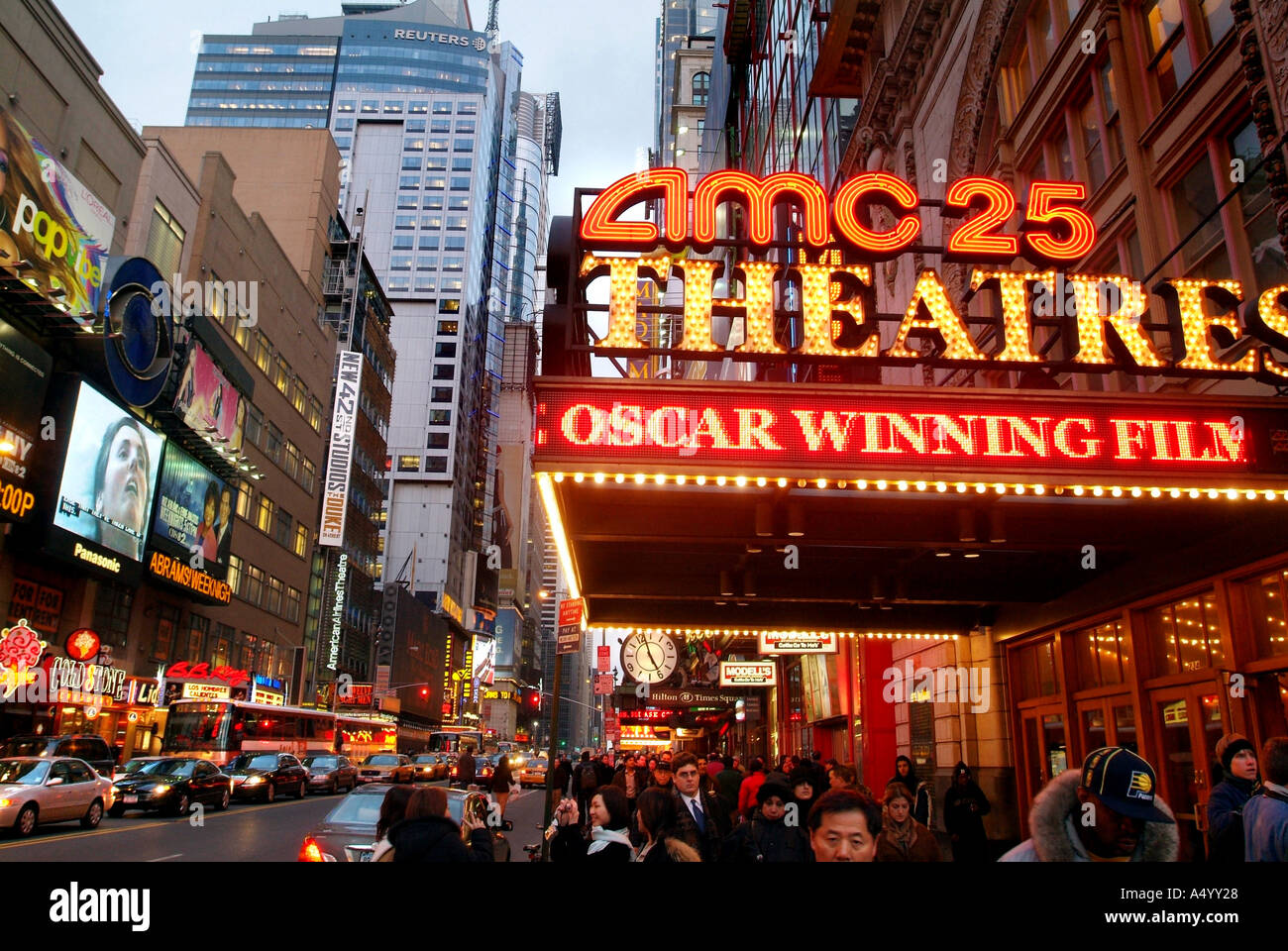 Amc cinema times square hi-res stock photography and images - Alamy