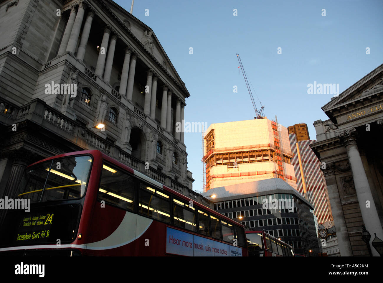 125 bus hi-res stock photography and images - Alamy