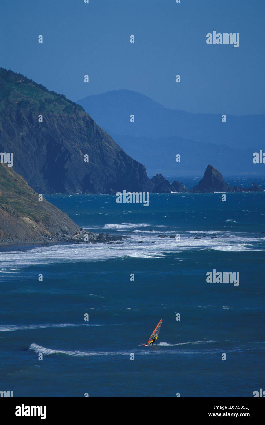 Huge wave windsurfing hi-res stock photography and images - Alamy