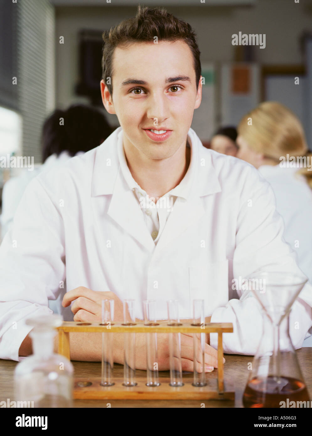 High School Chemistry Lab Stock Photos & High School Chemistry Lab ...