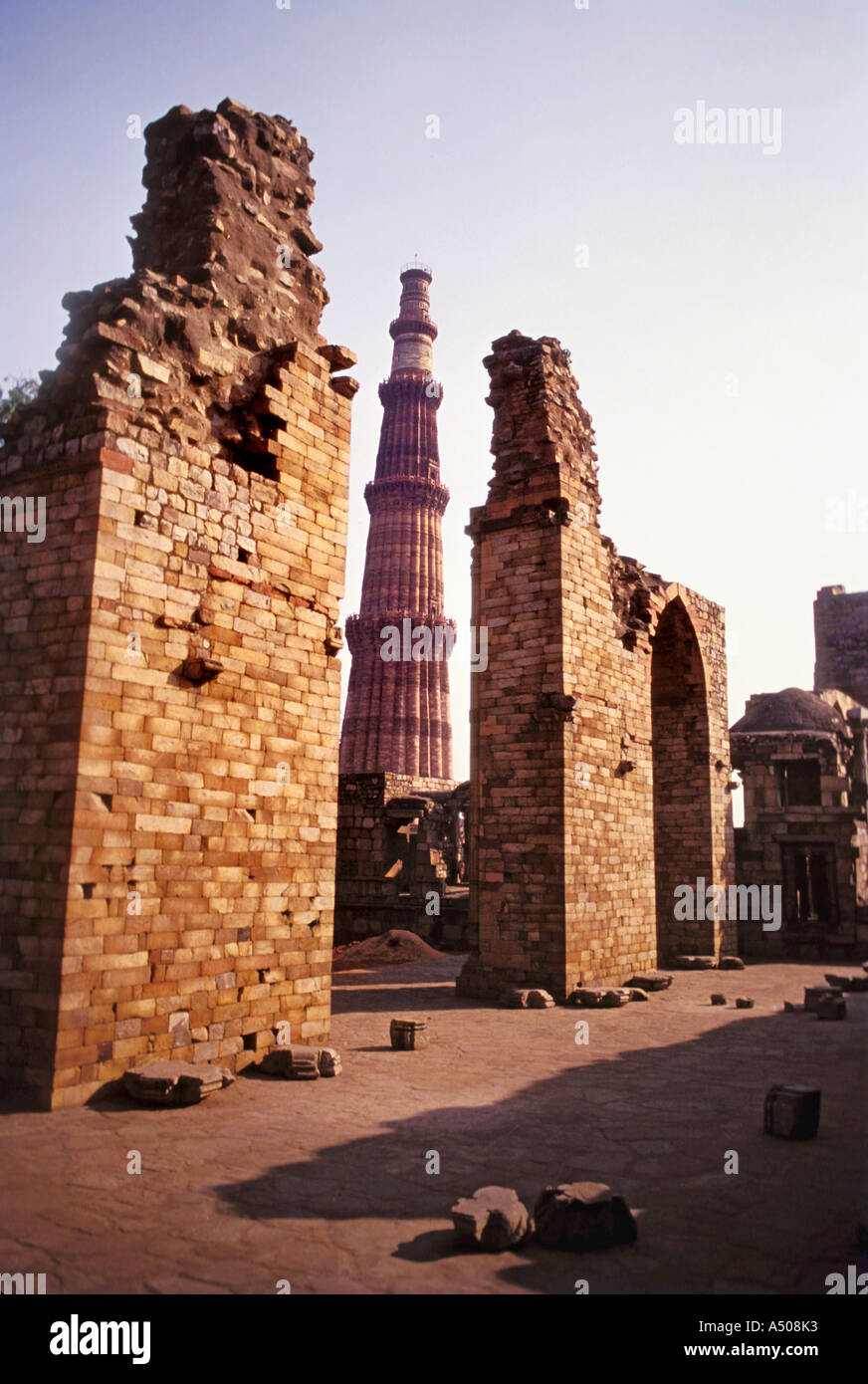 Entrance of qutab minar hi-res stock photography and images - Alamy