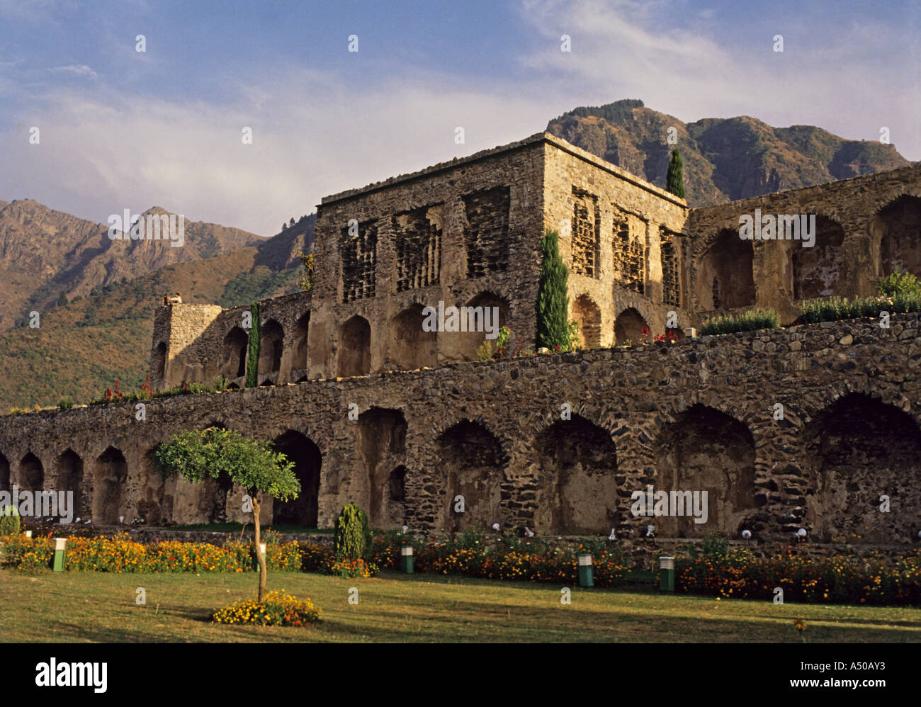 Pari mahal hi-res stock photography and images - Alamy