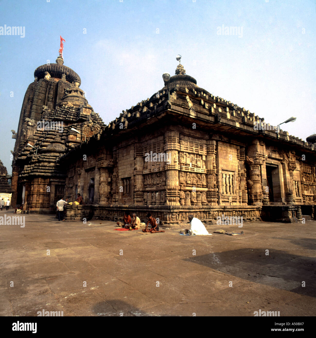 Devotees at Lingaraja Temple Stock Photo - Alamy