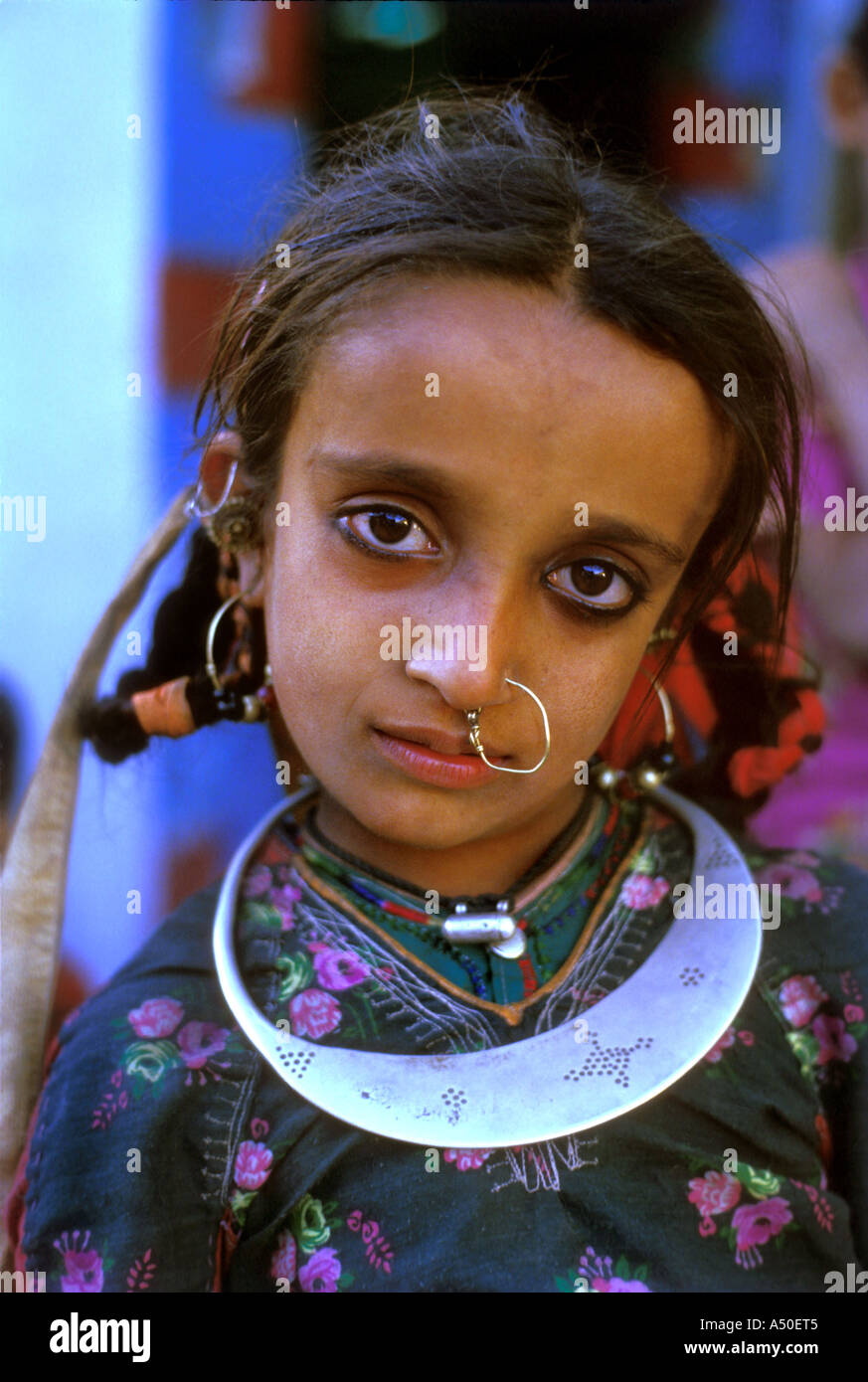 Rahari tribe girl at Kutch in Gujarat India Stock Photo - Alamy