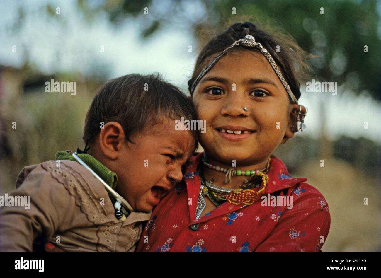 Tribal children of gujarat hi-res stock photography and images - Alamy