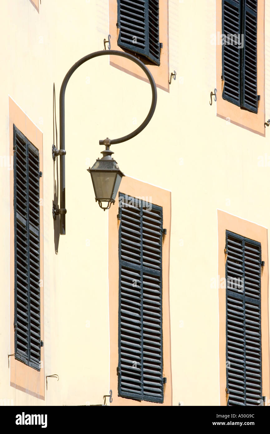 Pastel green building hi-res stock photography and images - Alamy