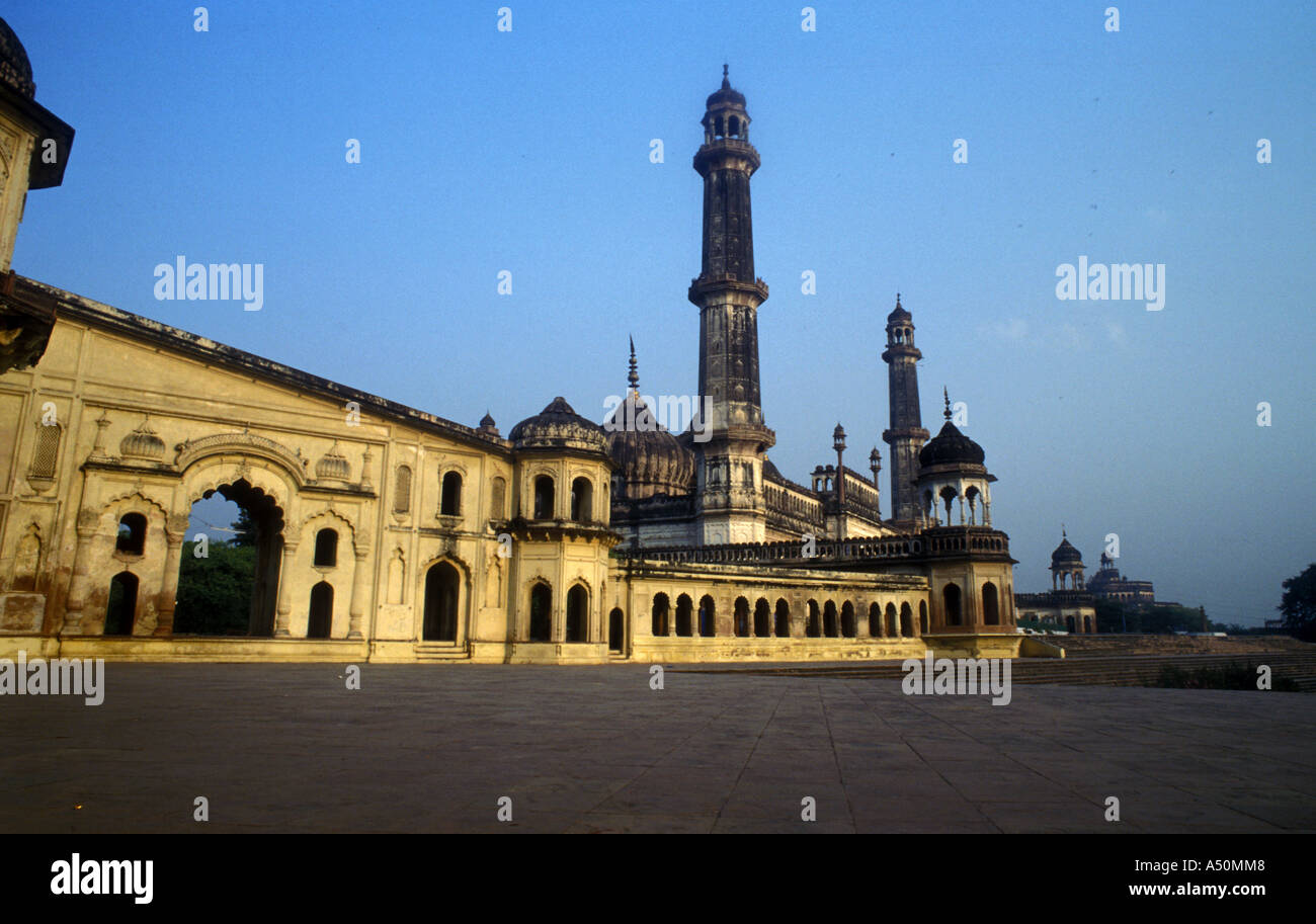 Bada imambara hi-res stock photography and images - Alamy