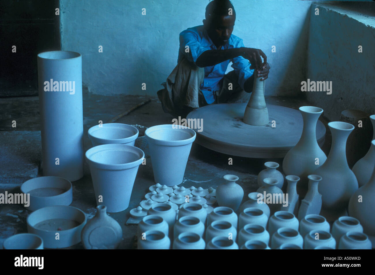 Potter making vessels hi-res stock photography and images - Alamy
