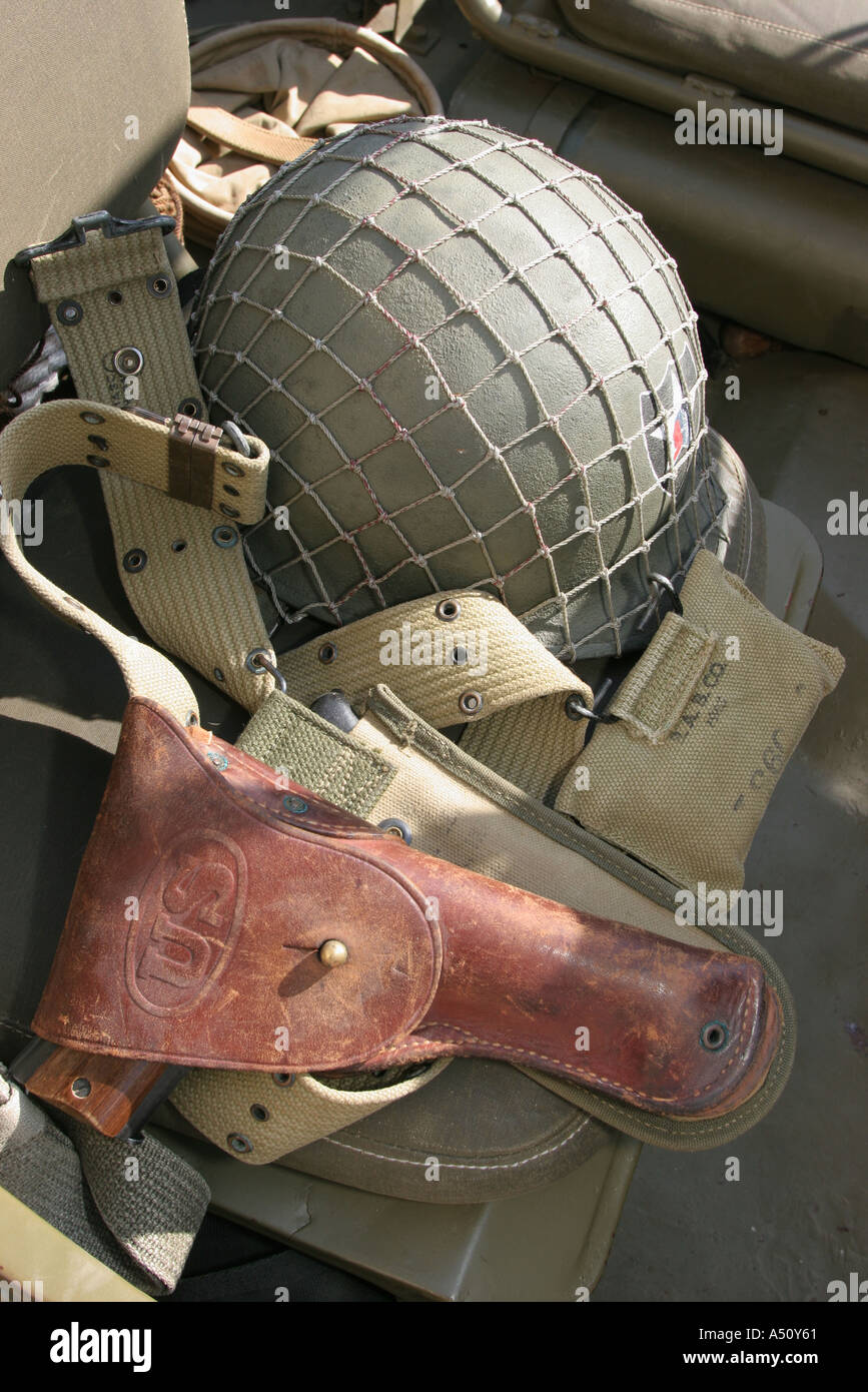 Miami Beach Florida,Collins Avenue Victory Garden,military helmet,gun ...
