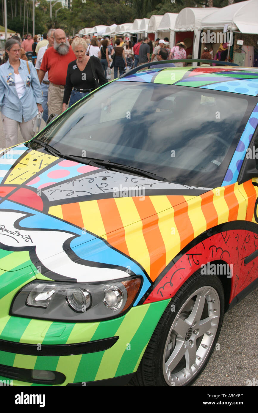 Artist romero britto design hi-res stock photography and images - Alamy