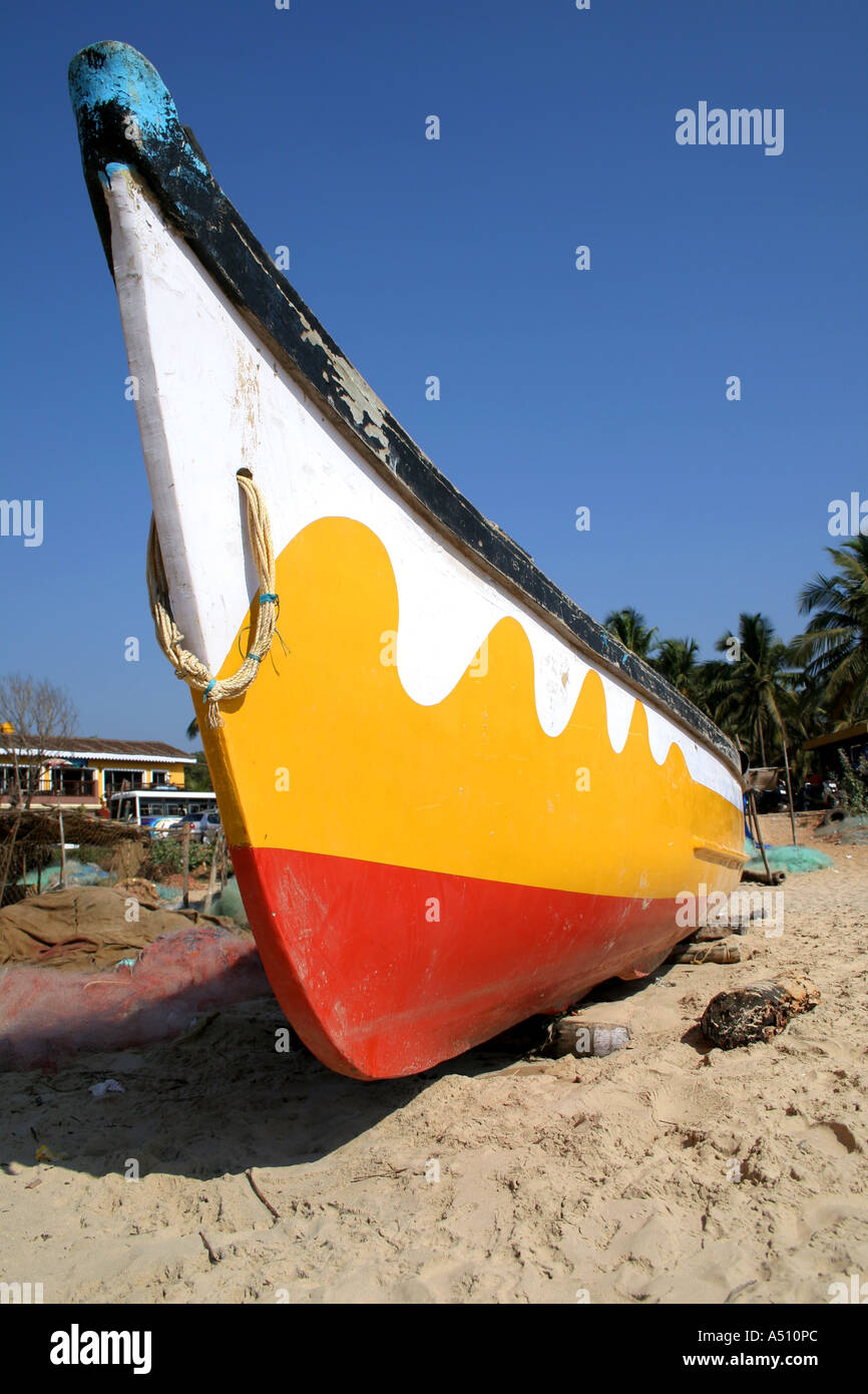 Traditional goan fishing boat hi-res stock photography and images - Alamy