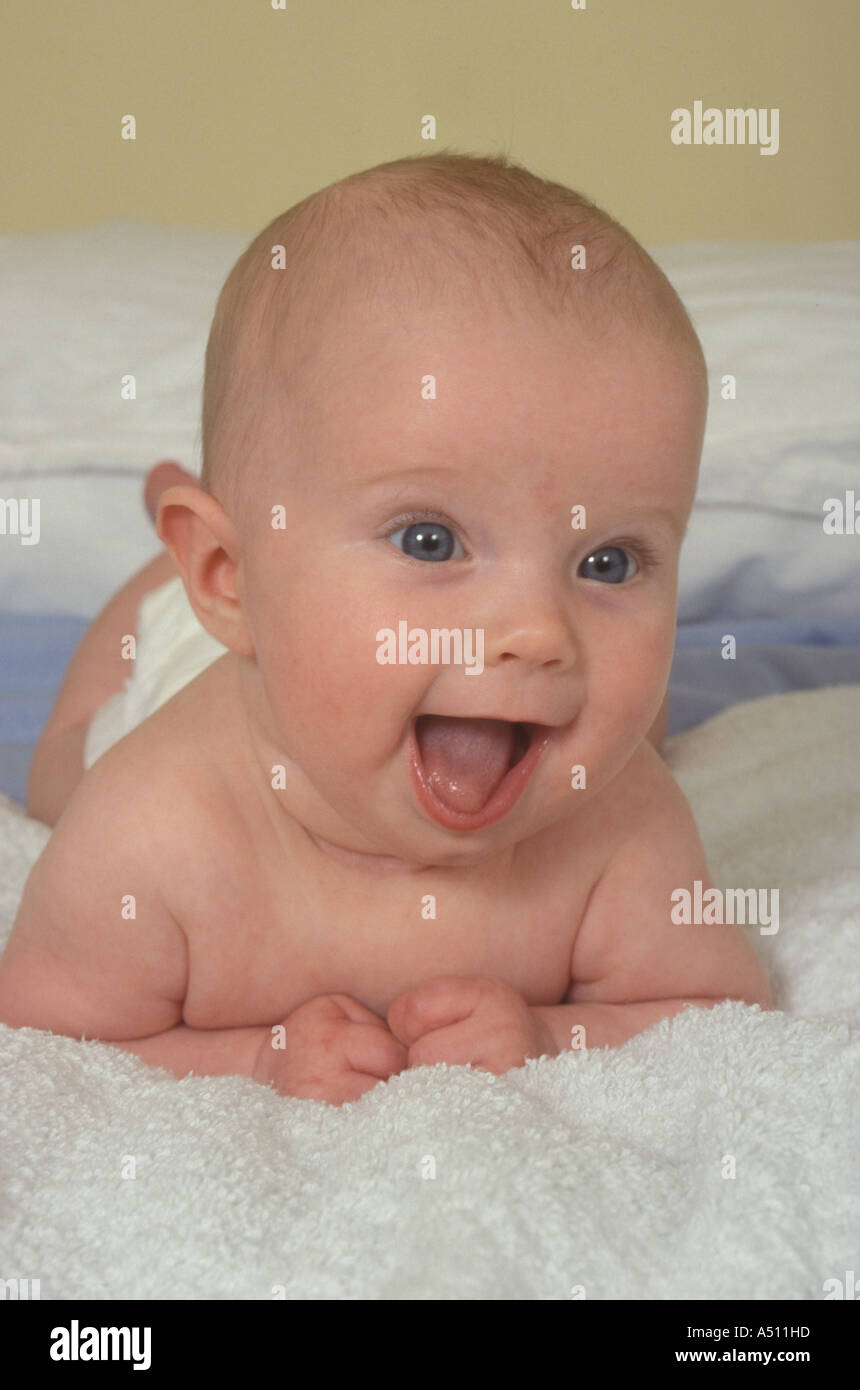 Baby Tummy Towel High Resolution Stock Photography and Images - Alamy