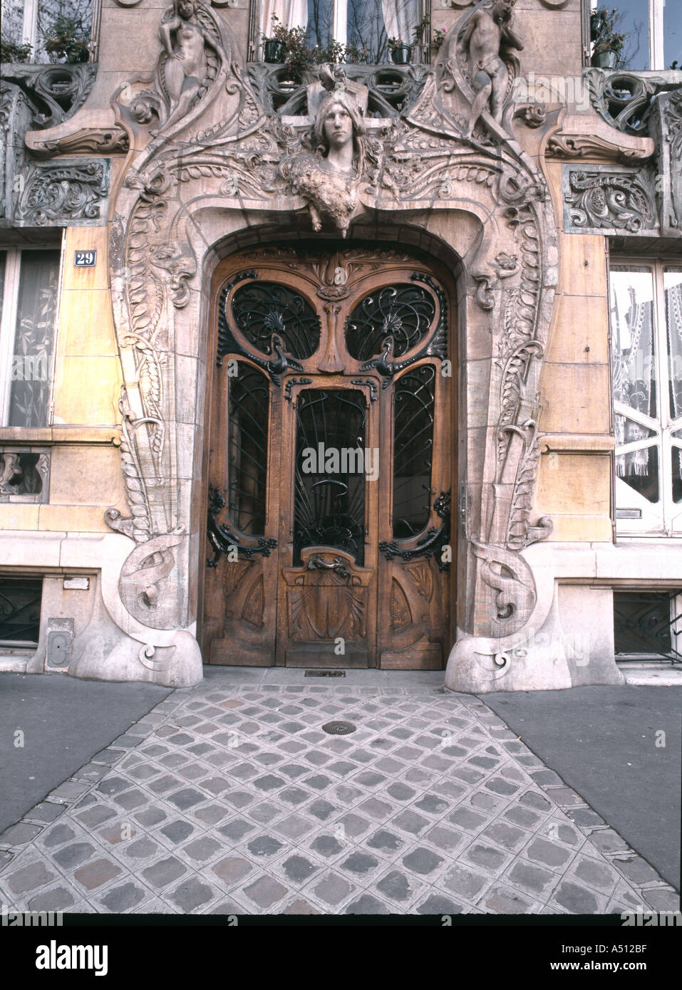 Rapp paris hi-res stock photography and images - Alamy