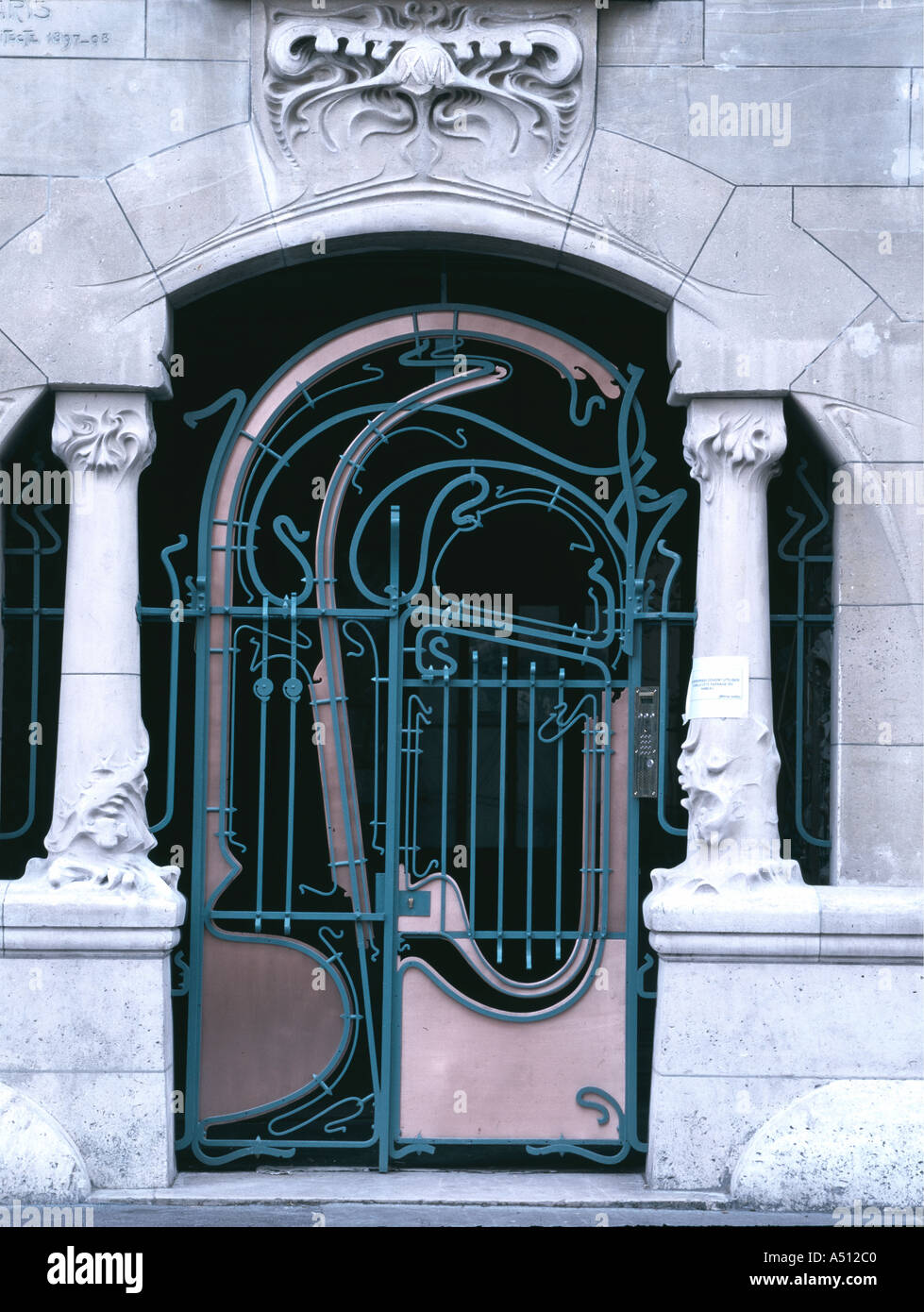 Rapp paris hi-res stock photography and images - Alamy