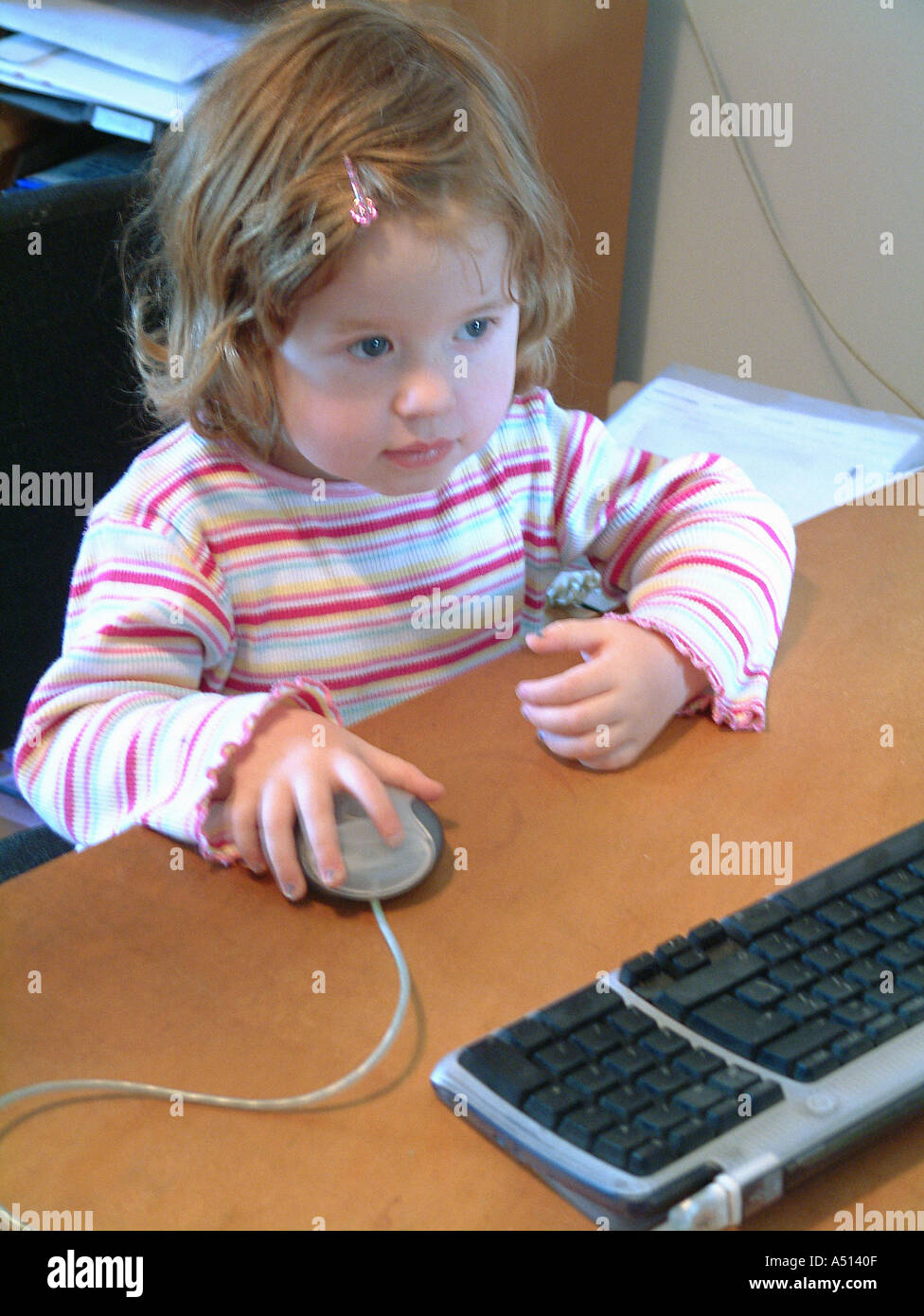 Toddler computer mouse hi-res stock photography and images - Alamy