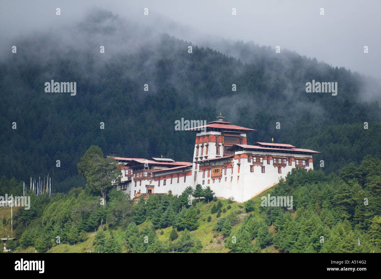 Jakar temple and dzong hi-res stock photography and images - Alamy