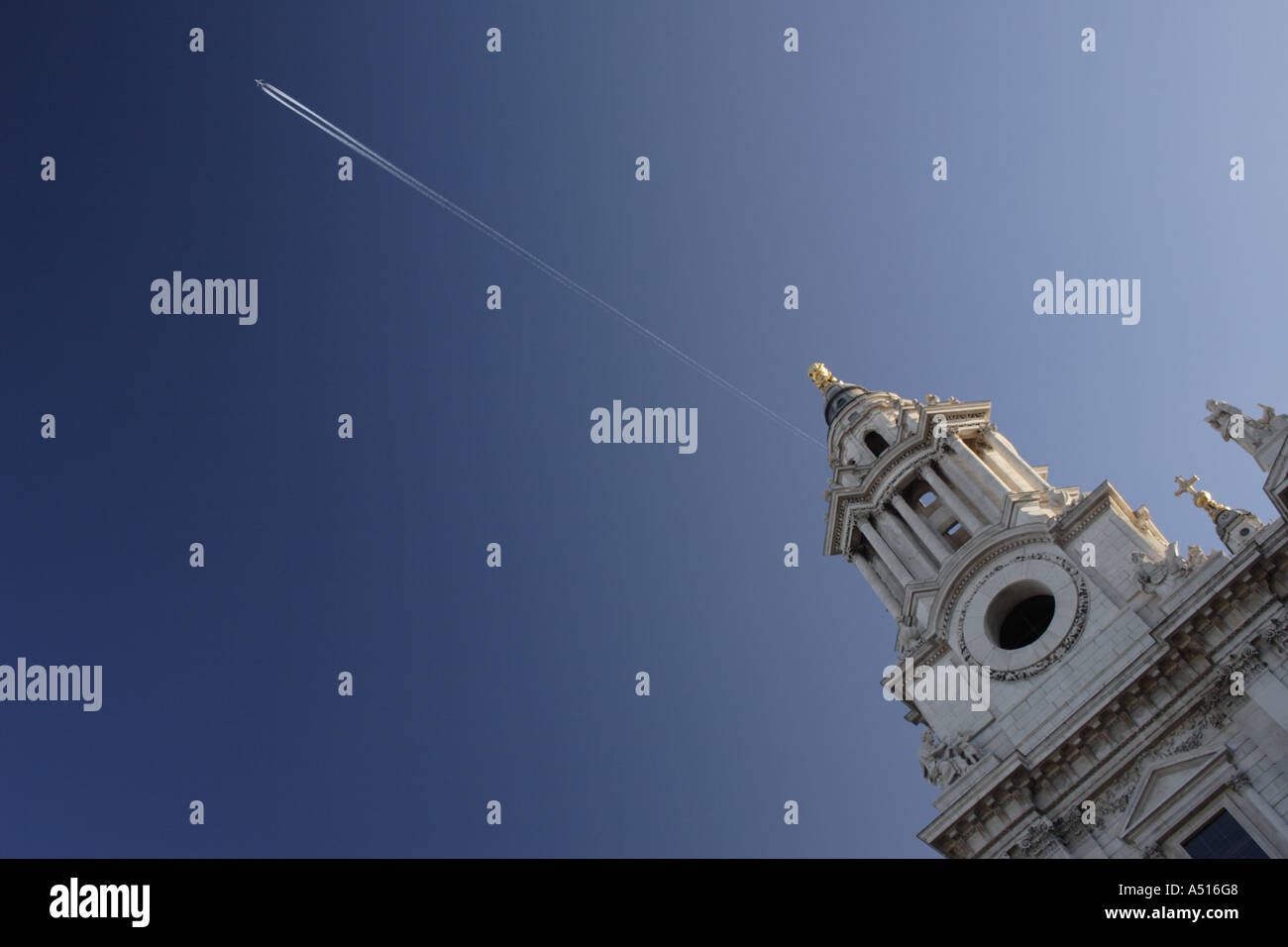 Plane passes overhead of St Pauls Cathedral, London Stock Photo - Alamy