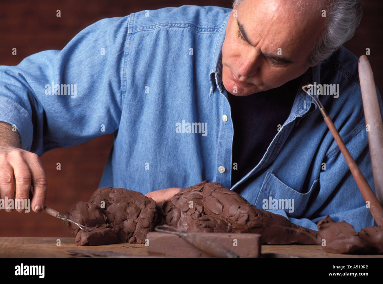 Close up sculptor creating sculpture hi-res stock photography and ...