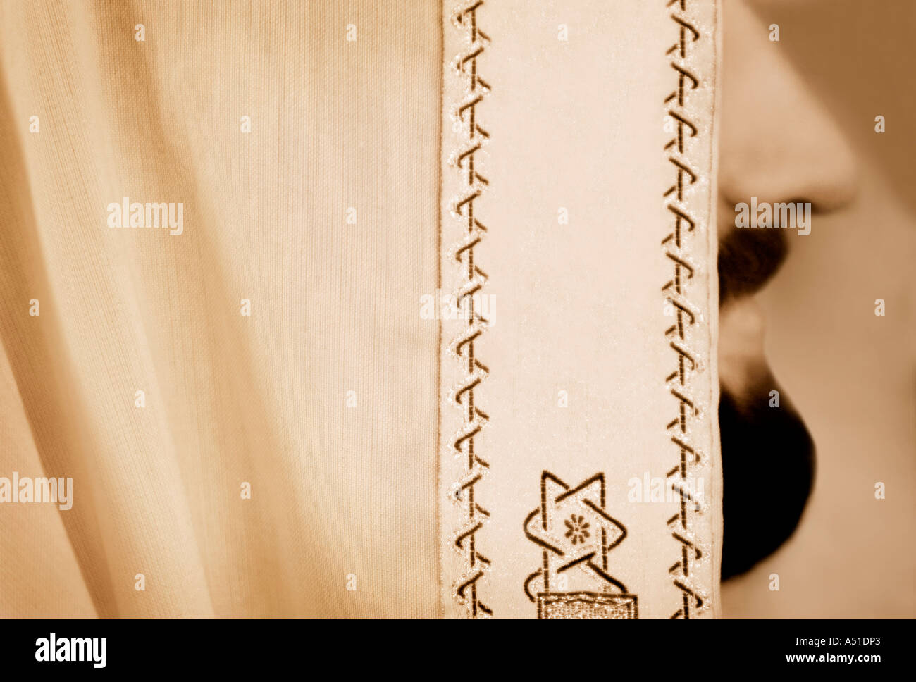 Tallis hi-res stock photography and images - Alamy