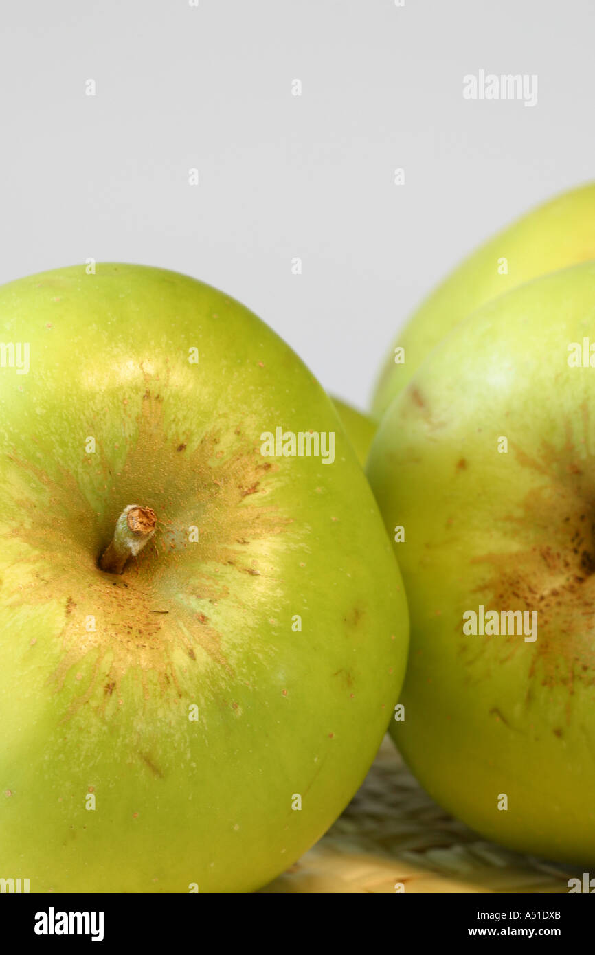 Bramley apple crumble hi-res stock photography and images - Alamy