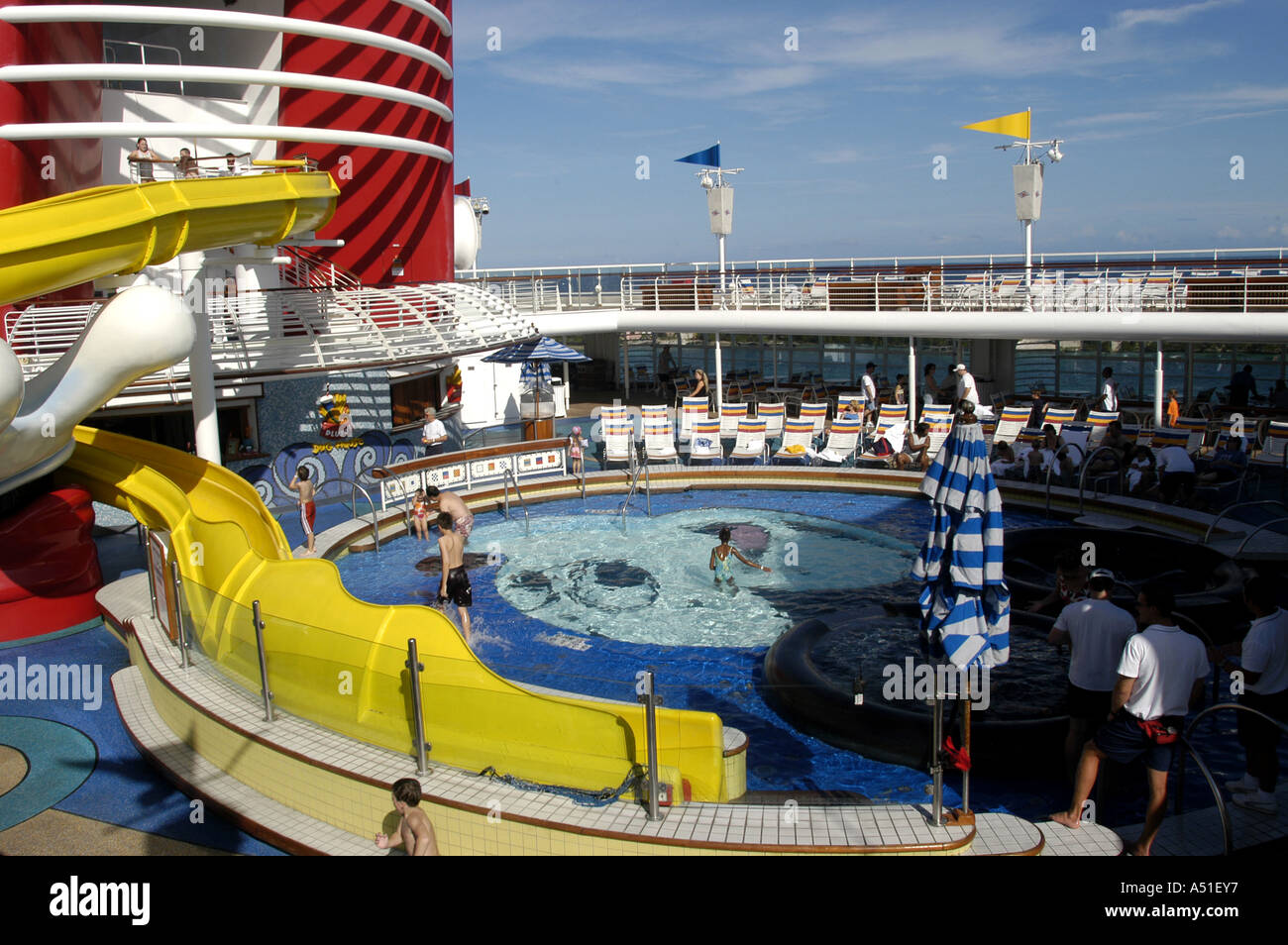 Cruise ship disney wonder hi-res stock photography and images - Alamy
