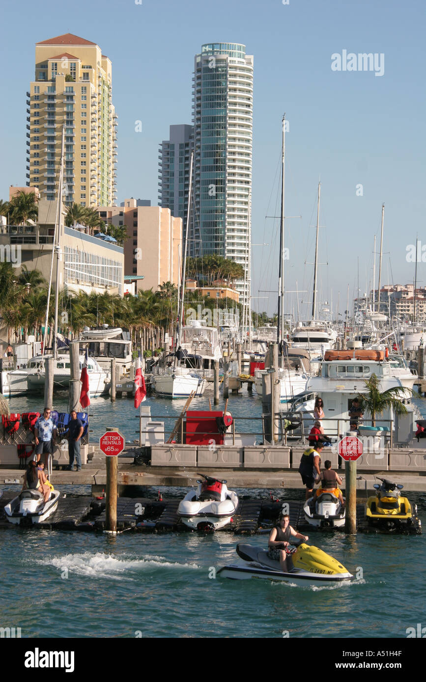 Miami Beach Florida,Biscayne Bay water,high rise skyscraper skyscrapers ...