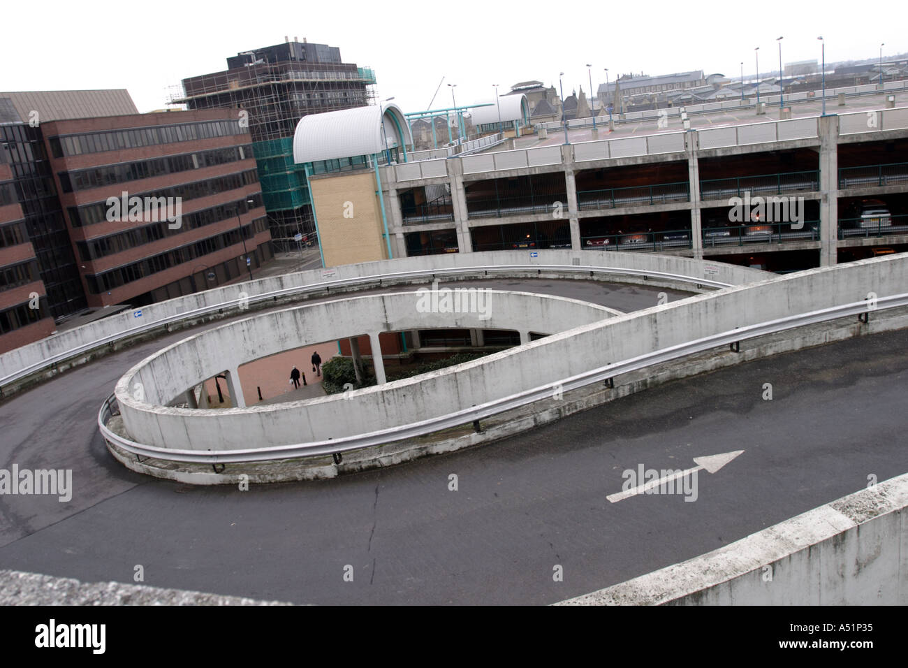 Spiral concrete ramp hi-res stock photography and images - Alamy
