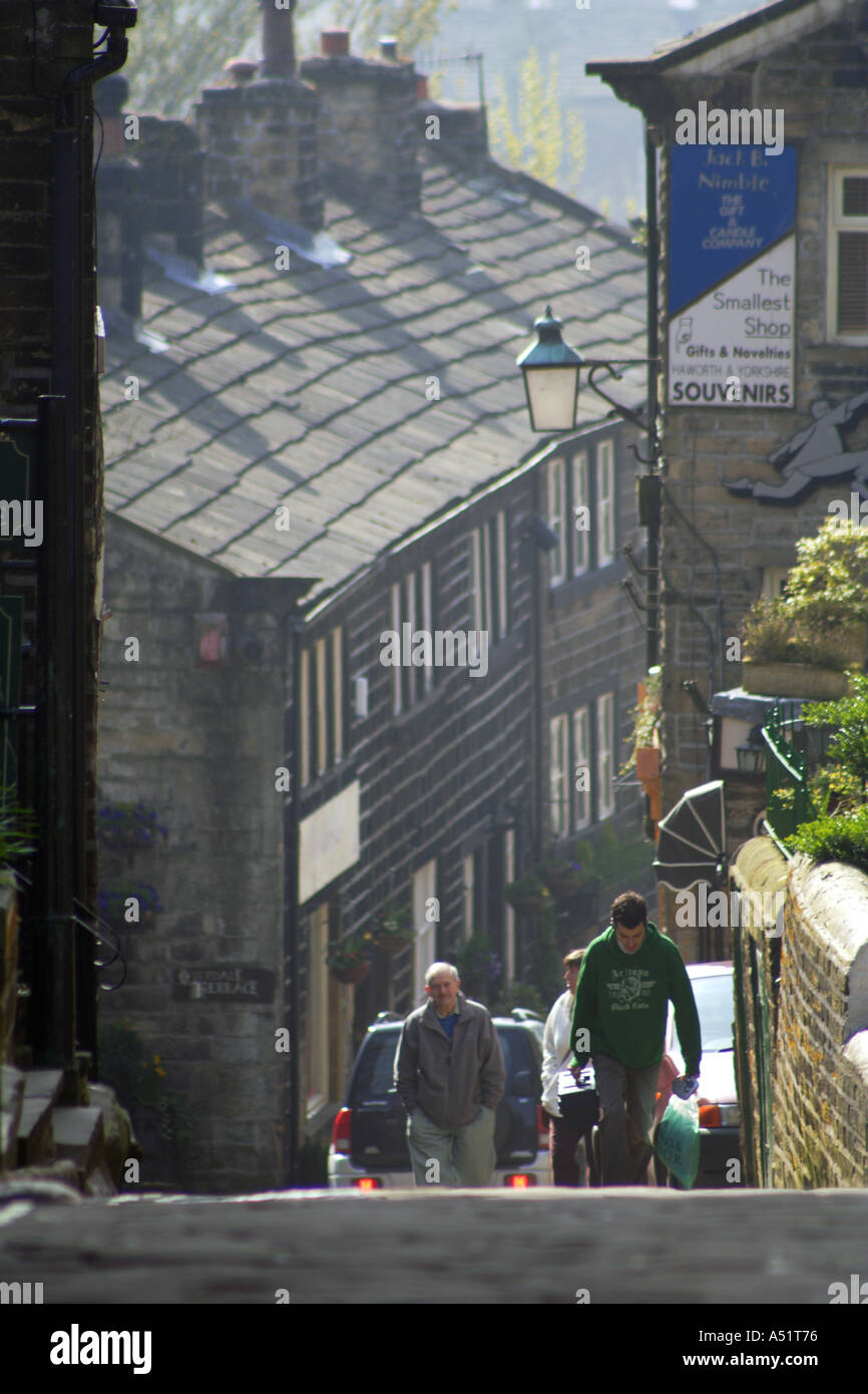 Centre of haworth village hi-res stock photography and images - Alamy