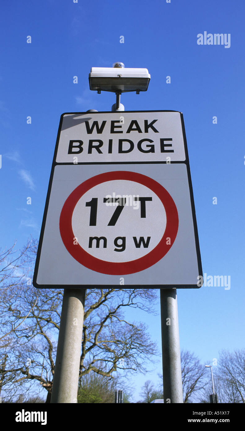 Uk road sign weak bridge hi-res stock photography and images - Alamy