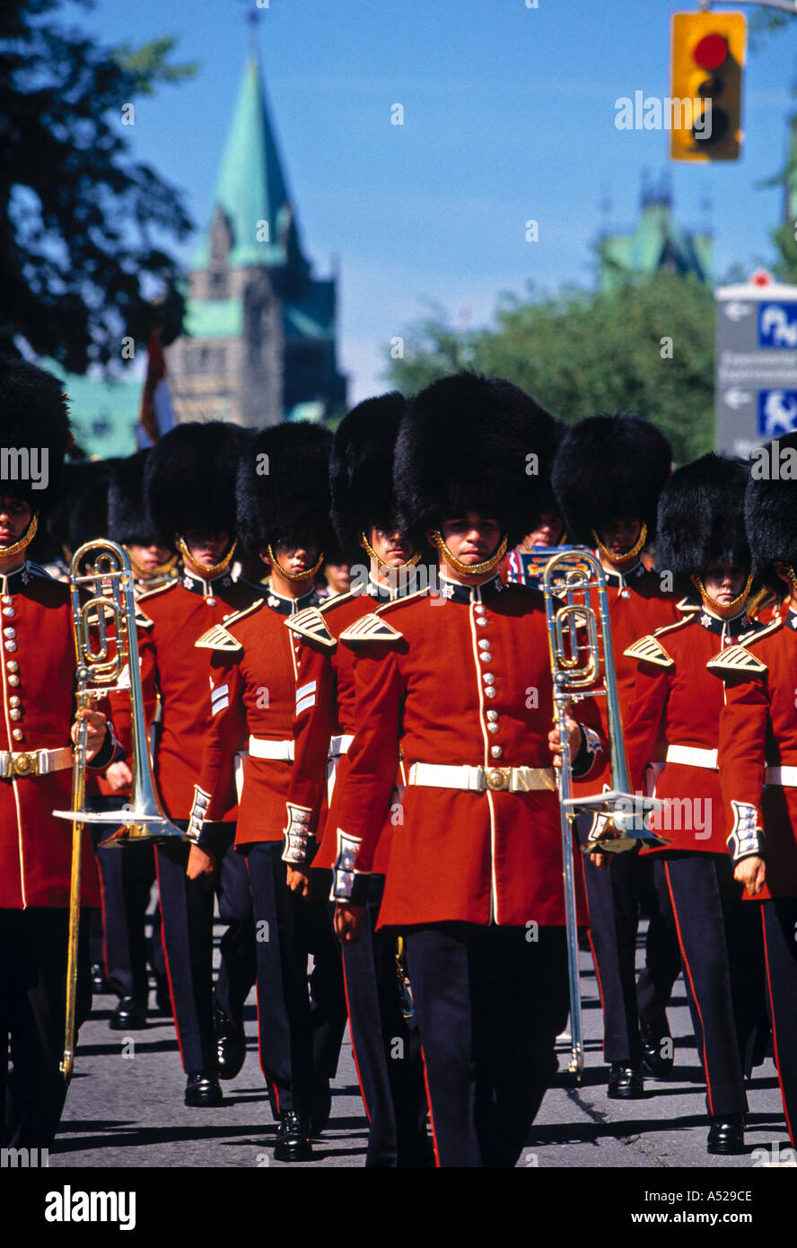Canadian changing of the guard hi-res stock photography and images - Alamy