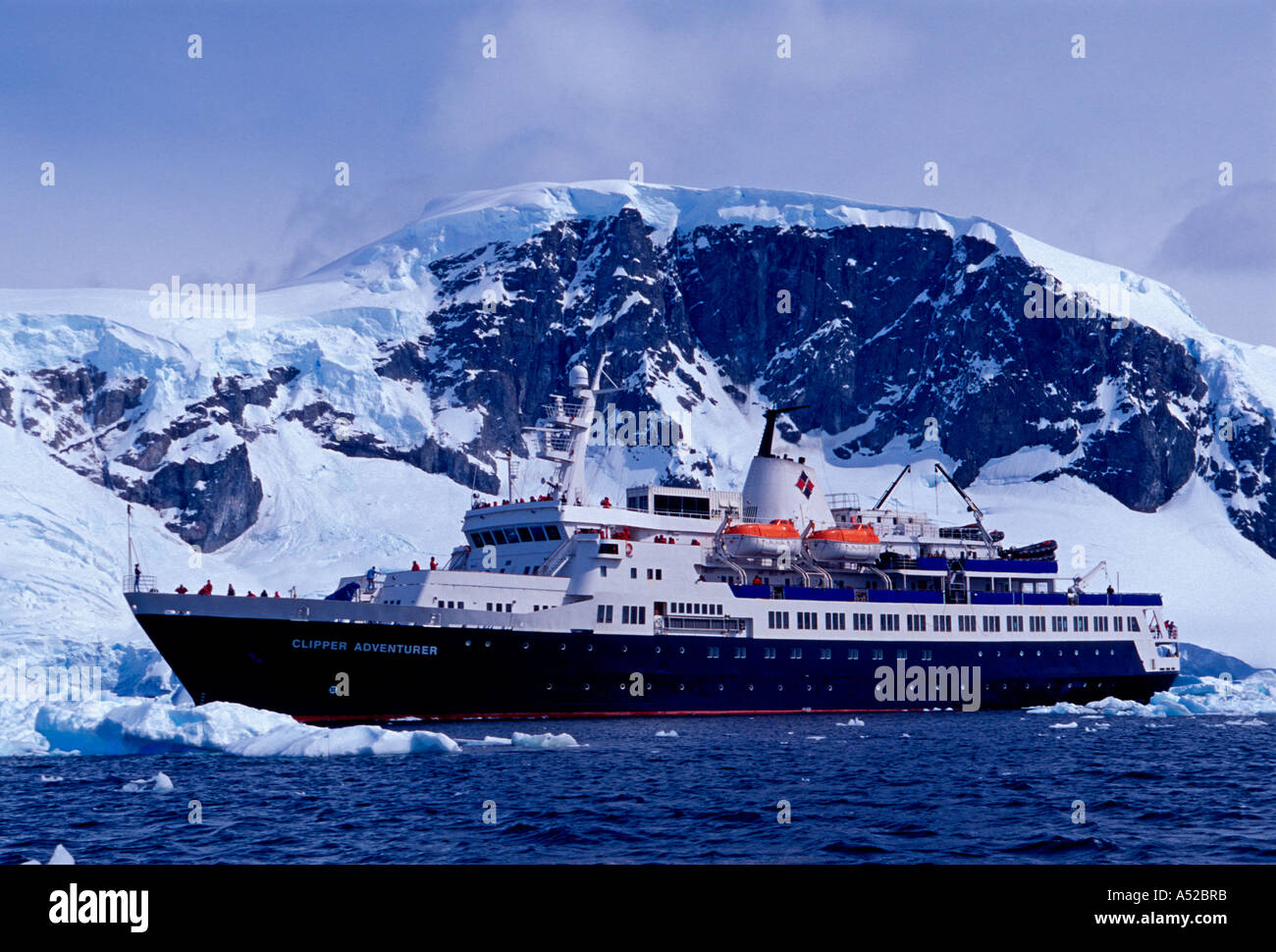 Clipper Adventurer cruise ship, Clipper Adventurer, cruise ship, Errera ...