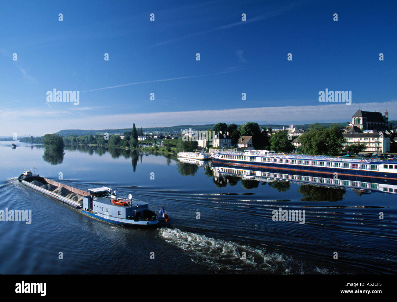 River Seine, Vernon, Eure, Normandy, France Stock Photo - Alamy