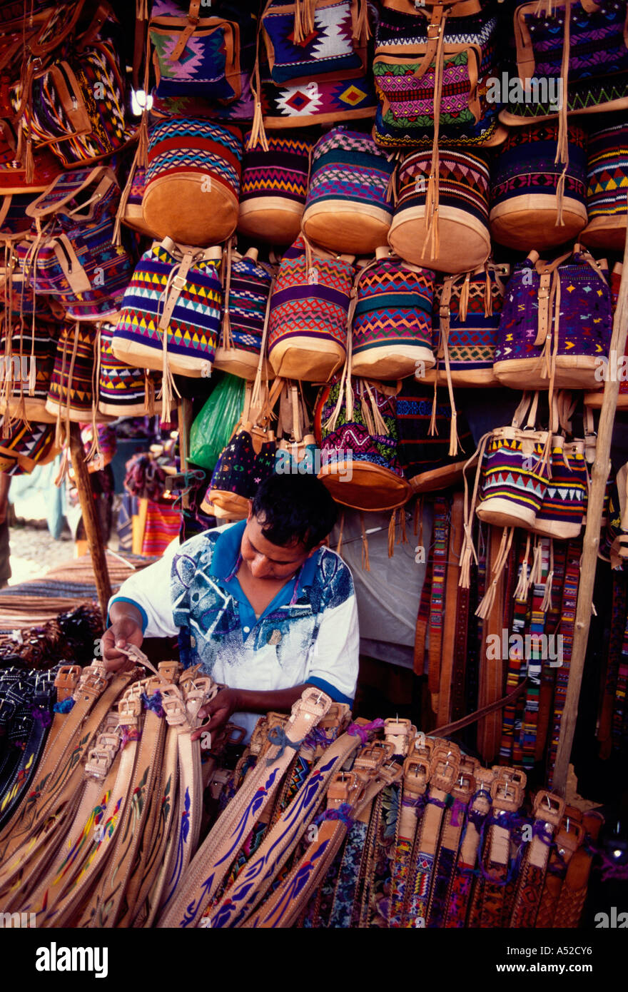 Textiles mayas hi-res stock photography and images - Alamy