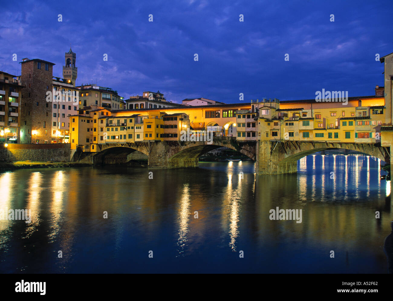 Florence on ponte vecchio hi-res stock photography and images - Alamy