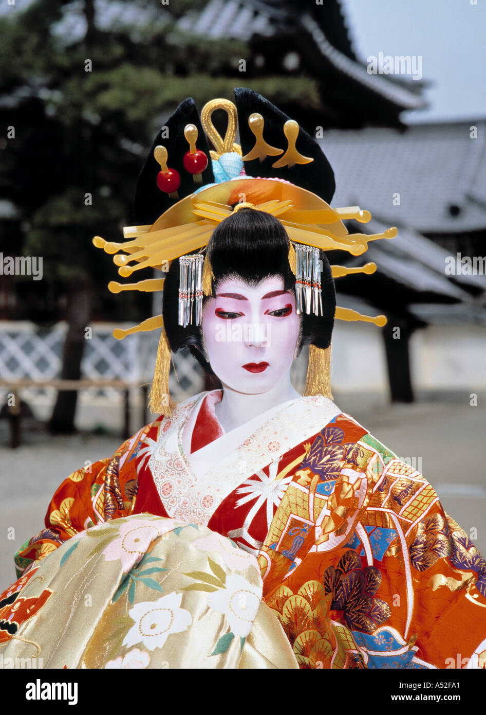 Oiran hi-res stock photography and images - Alamy