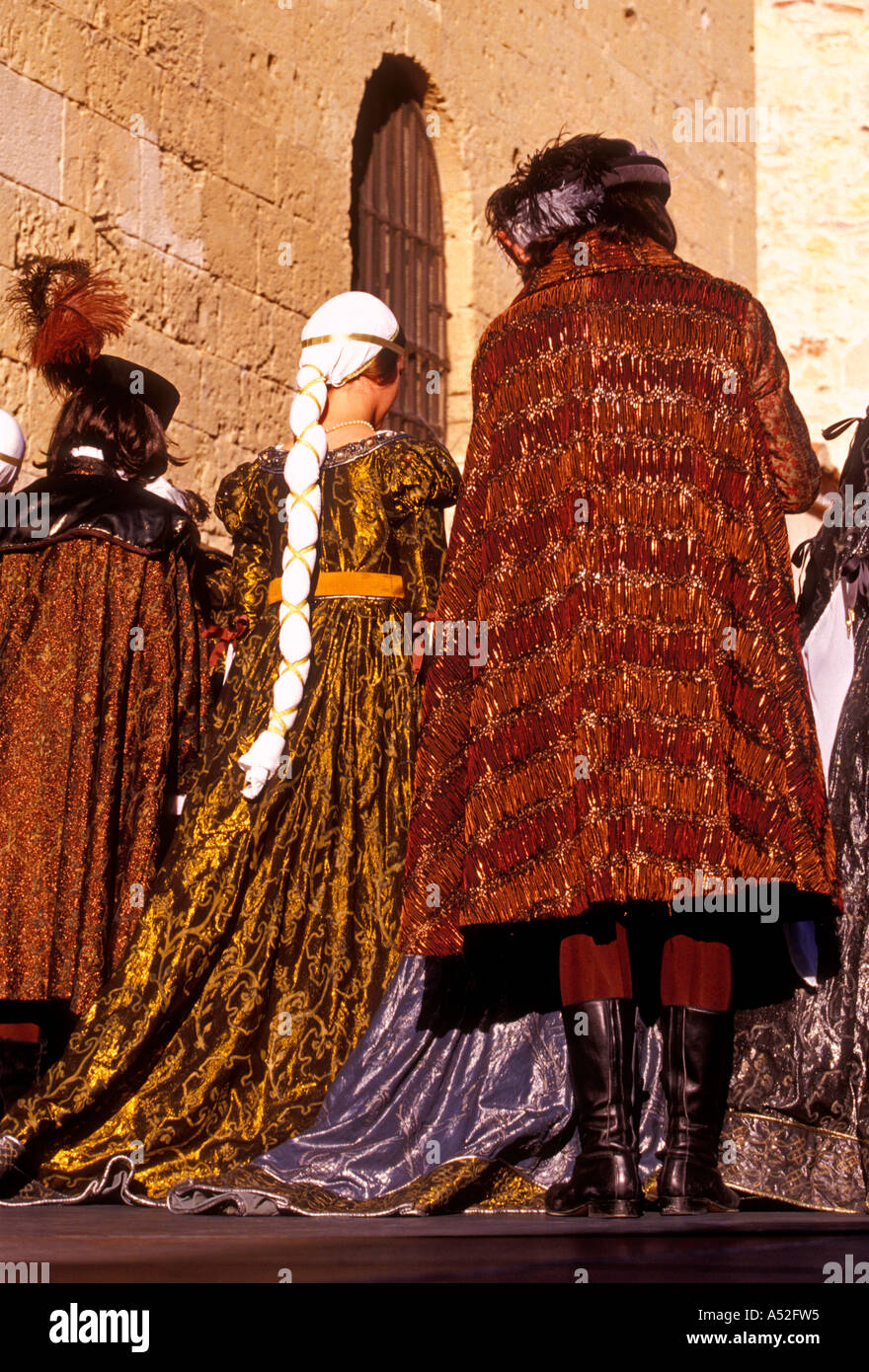 Male actor dancers hi-res stock photography and images - Alamy