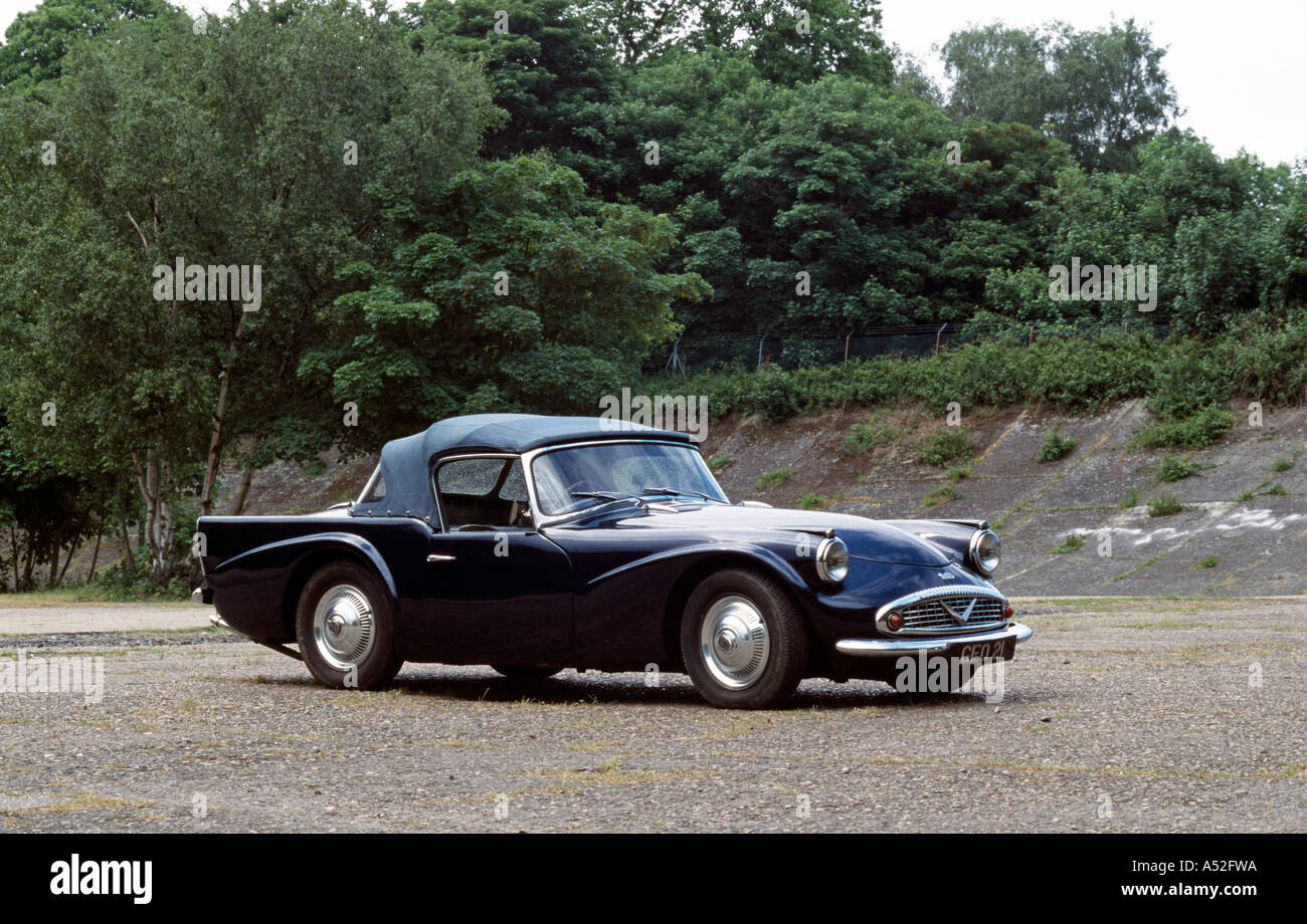 Daimler sp250 hi-res stock photography and images - Alamy